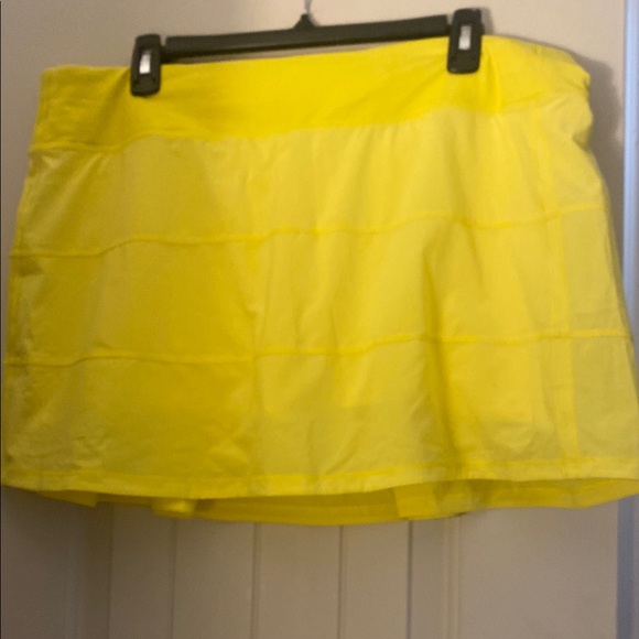 lu lu lemon | Skirts | Lu Lu Lemon Skort | Poshmark